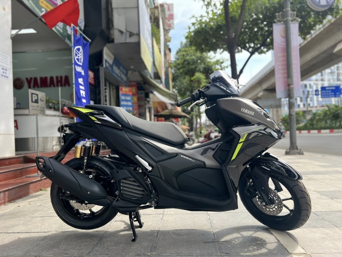 Yamaha NVX 155 2025 chính thức về đại lý Việt giá 56,5 triệu đồng: Đại chiến Honda Air Blade, Vario